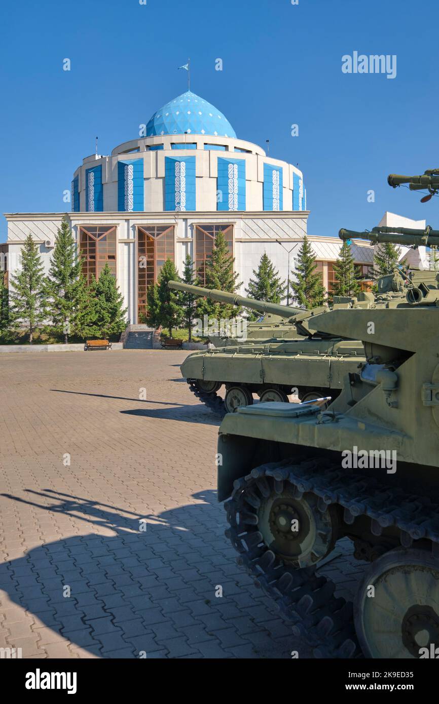 Dome tanks hi-res stock photography and images - Alamy
