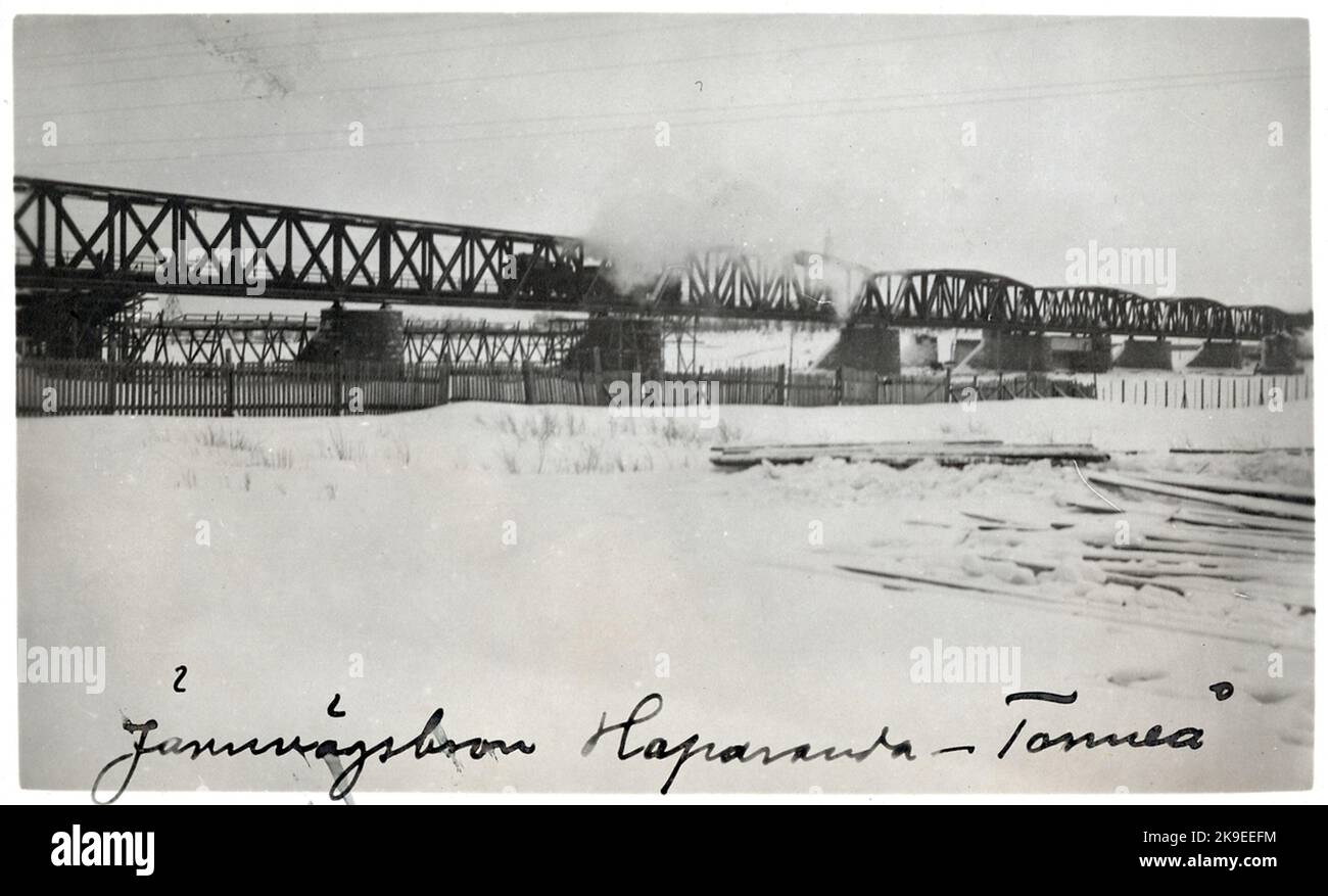 Turning bridge over the Torne river. On the line between Haparanda ...