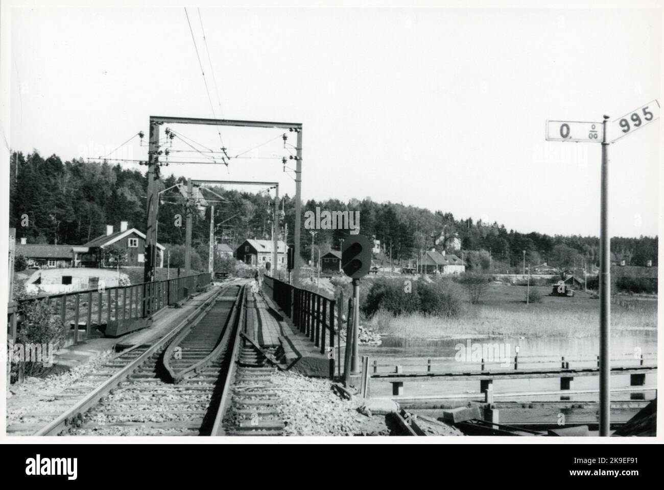 Swivel rail bridge at Stäket after electrification, on the route ...