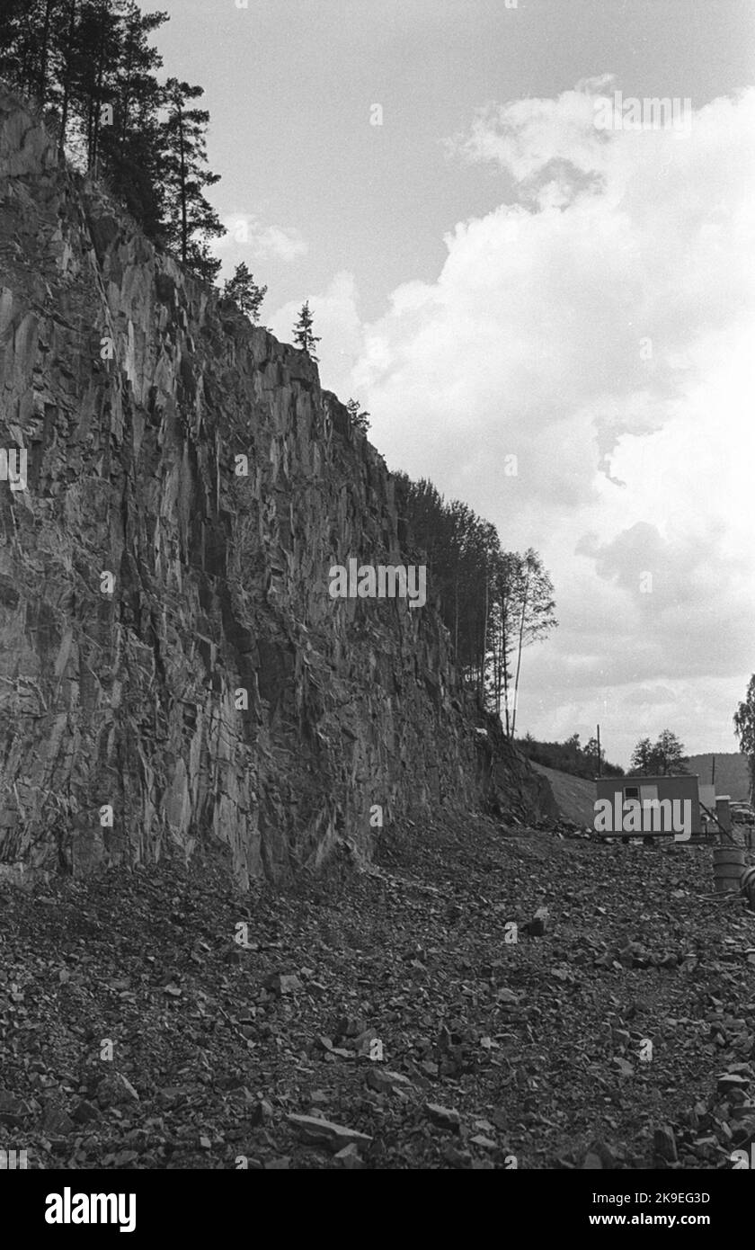 Track laying work Black and White Stock Photos & Images - Alamy