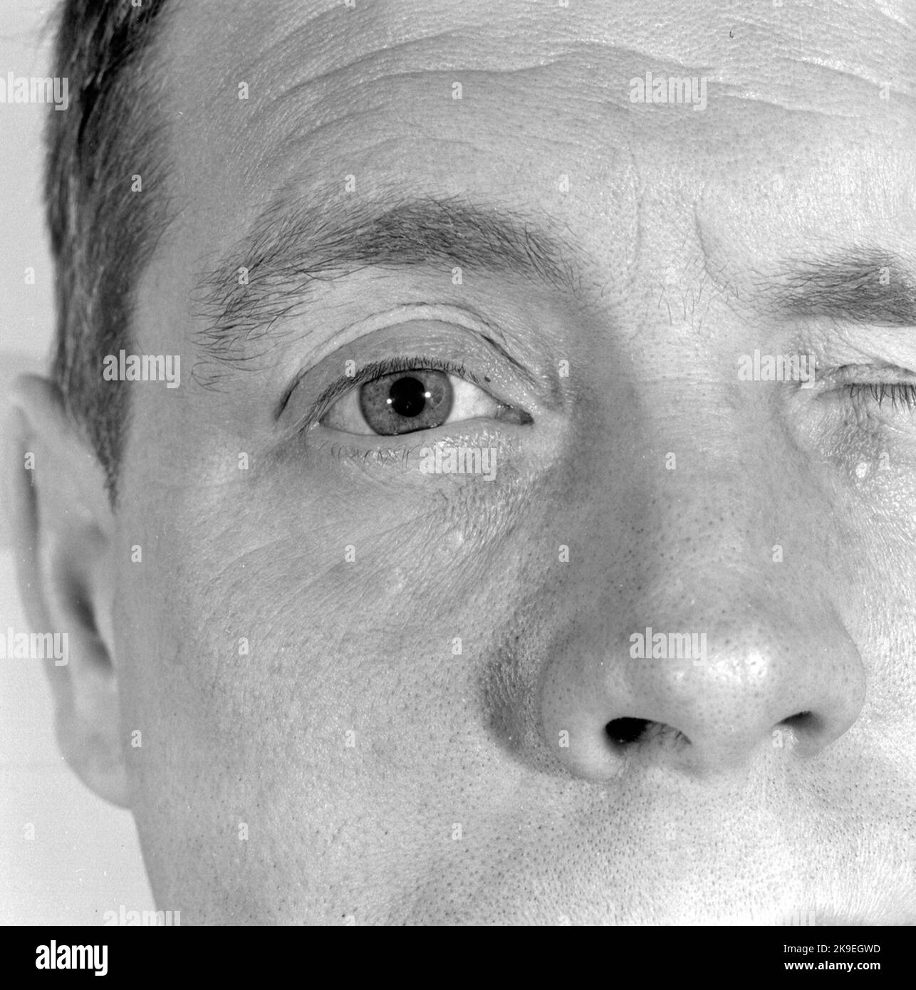 News eye Black and White Stock Photos & Images - Alamy