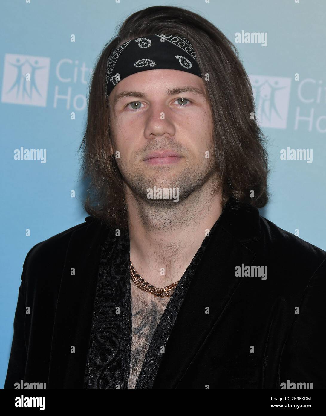 Los Angeles, USA. 27th Oct, 2022. Caleb Shomo arrives at the City of ...
