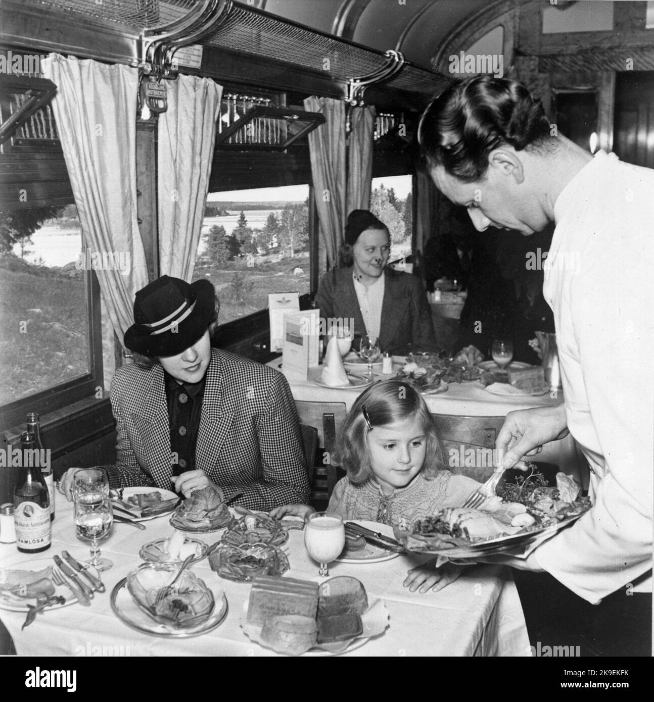 Car restaurant Black and White Stock Photos & Images - Alamy