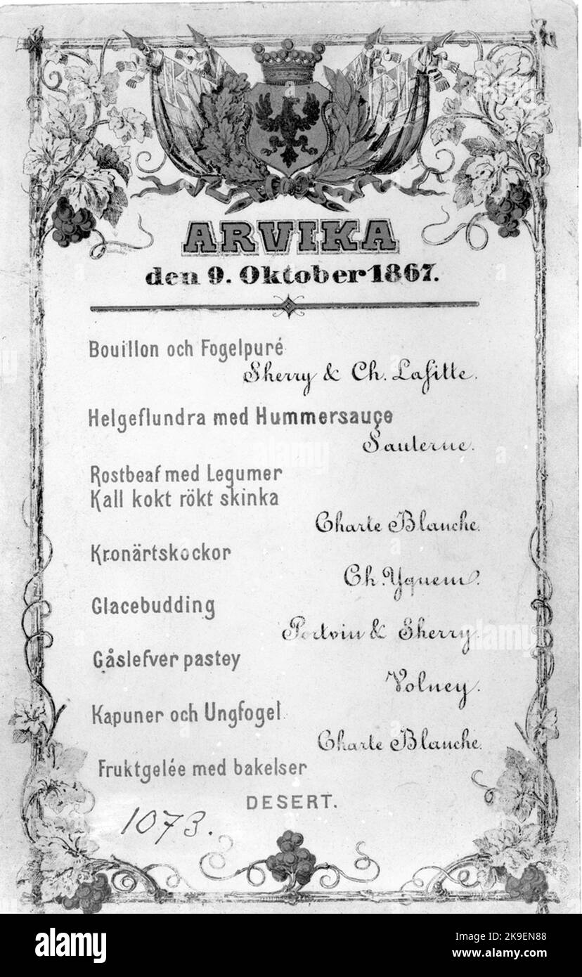 Opening dinner hi-res stock photography and images - Alamy