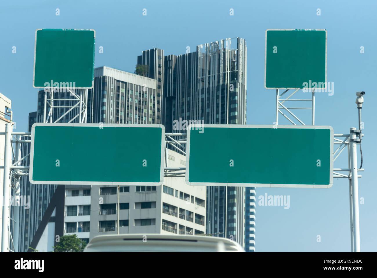 Green expressway sign with space for text Stock Photo - Alamy