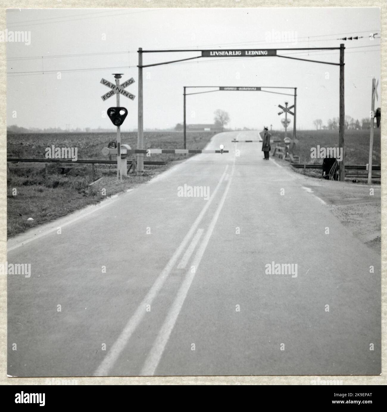 Railway crossing. Test of newly installed light and audio signals Stock ...