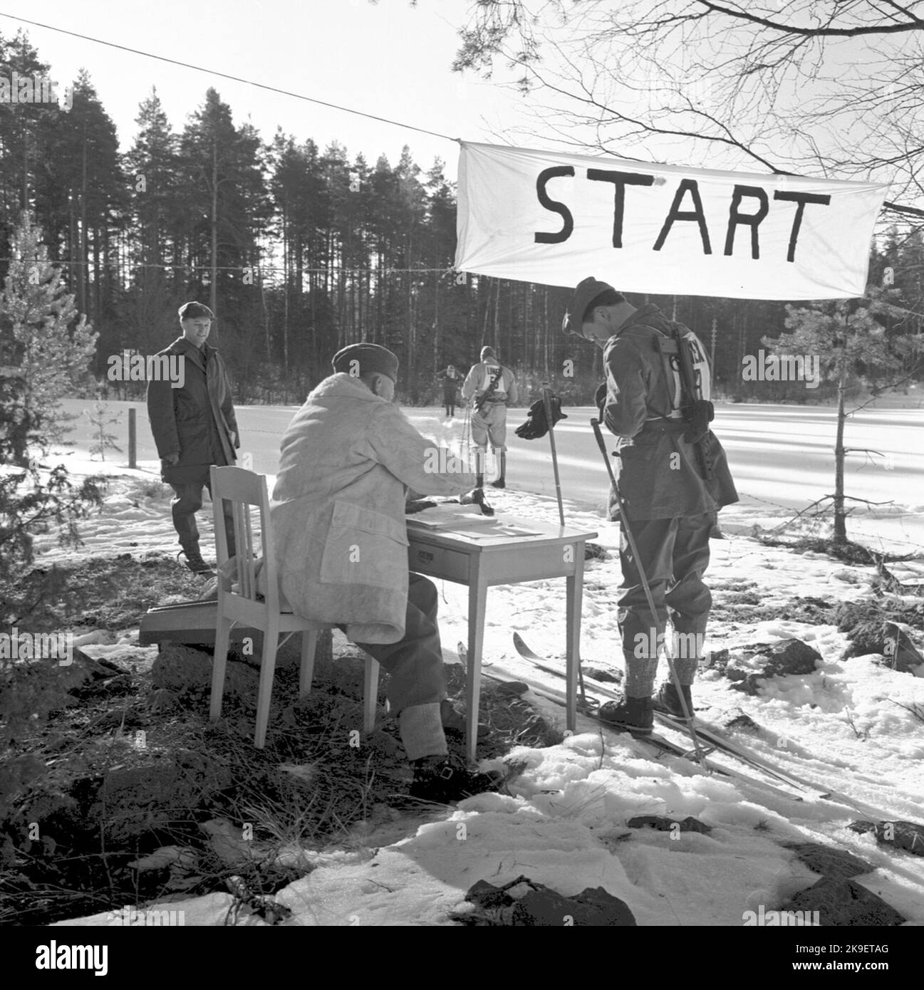 Shooting start Black and White Stock Photos & Images - Alamy