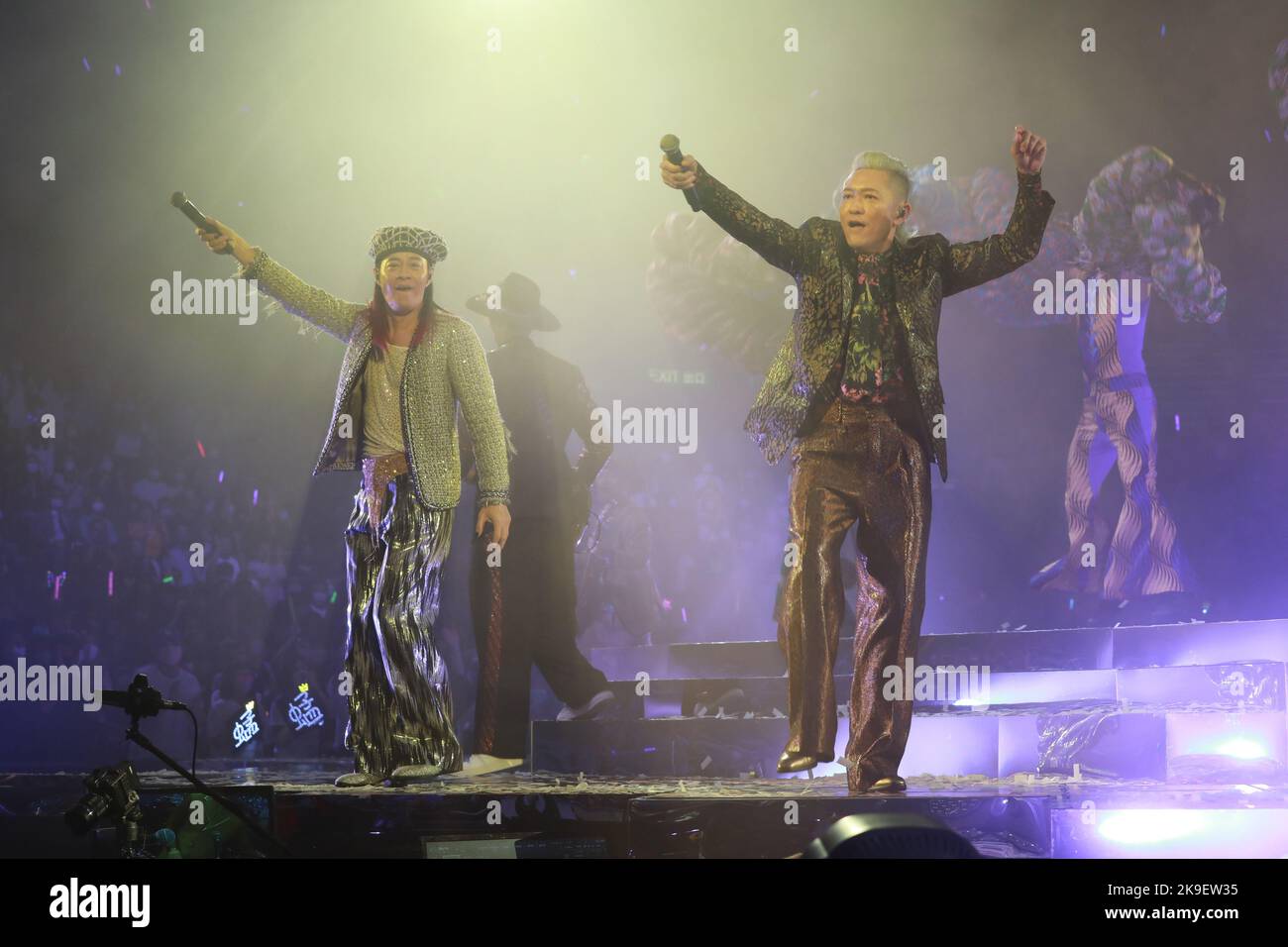 The first concert in 2022 of Hong Kong male dance and singing group The ...