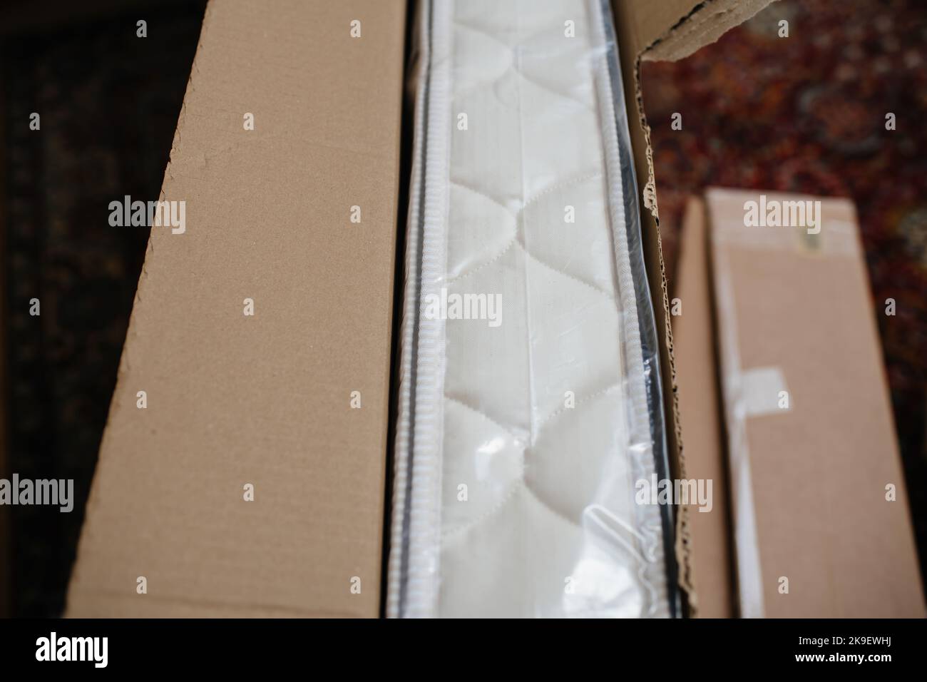 Unboxing mattress hi-res stock photography and images - Alamy