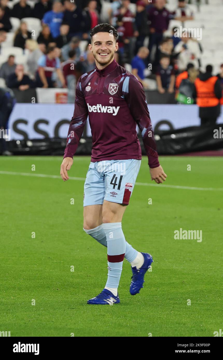 West Ham United's Declan Rice during the pre-match warm-up during the ...