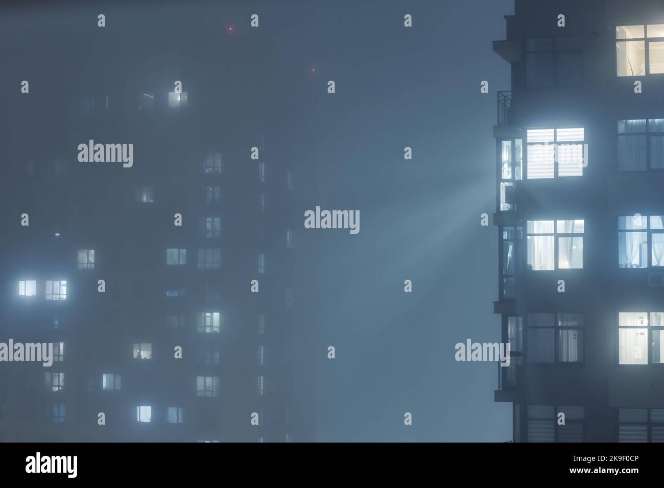 Heavy fog in the city Kiev, Ukraine Stock Photo - Alamy