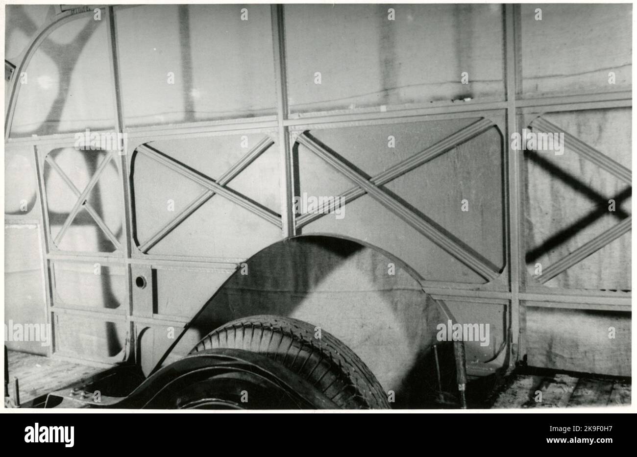 Detail of the steel frame above the wheel Stock Photo - Alamy