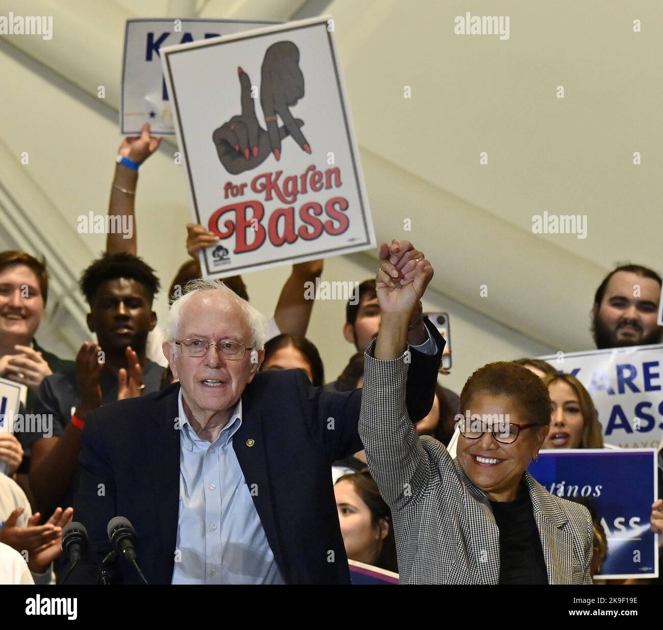 Karen bass hi-res stock photography and images - Alamy