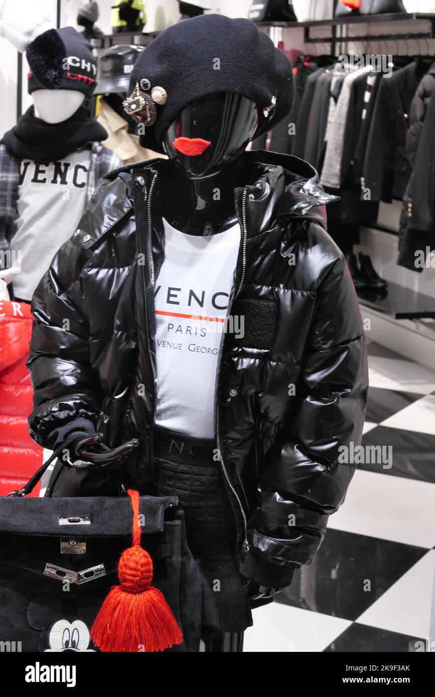 Givenchy clothing hi-res stock photography and images - Alamy