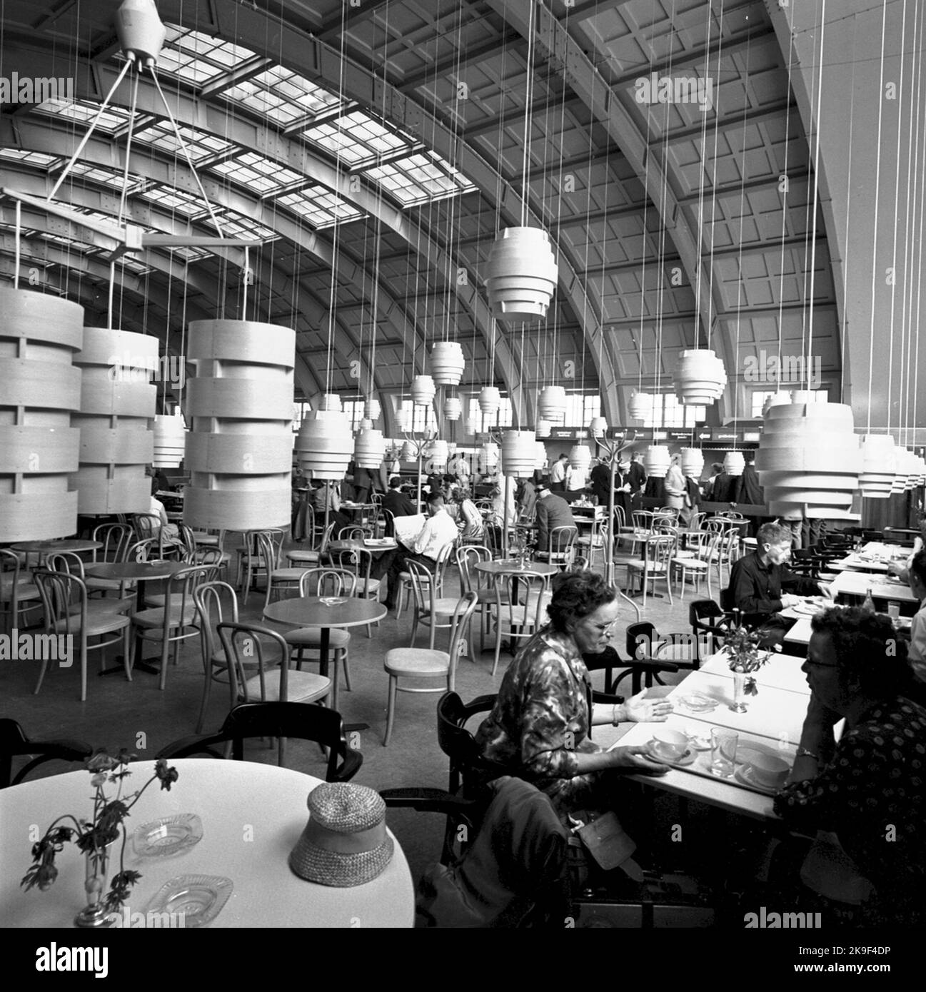 The traffic restaurant "Hyllan", Stockholm Central Station Stock Photo ...