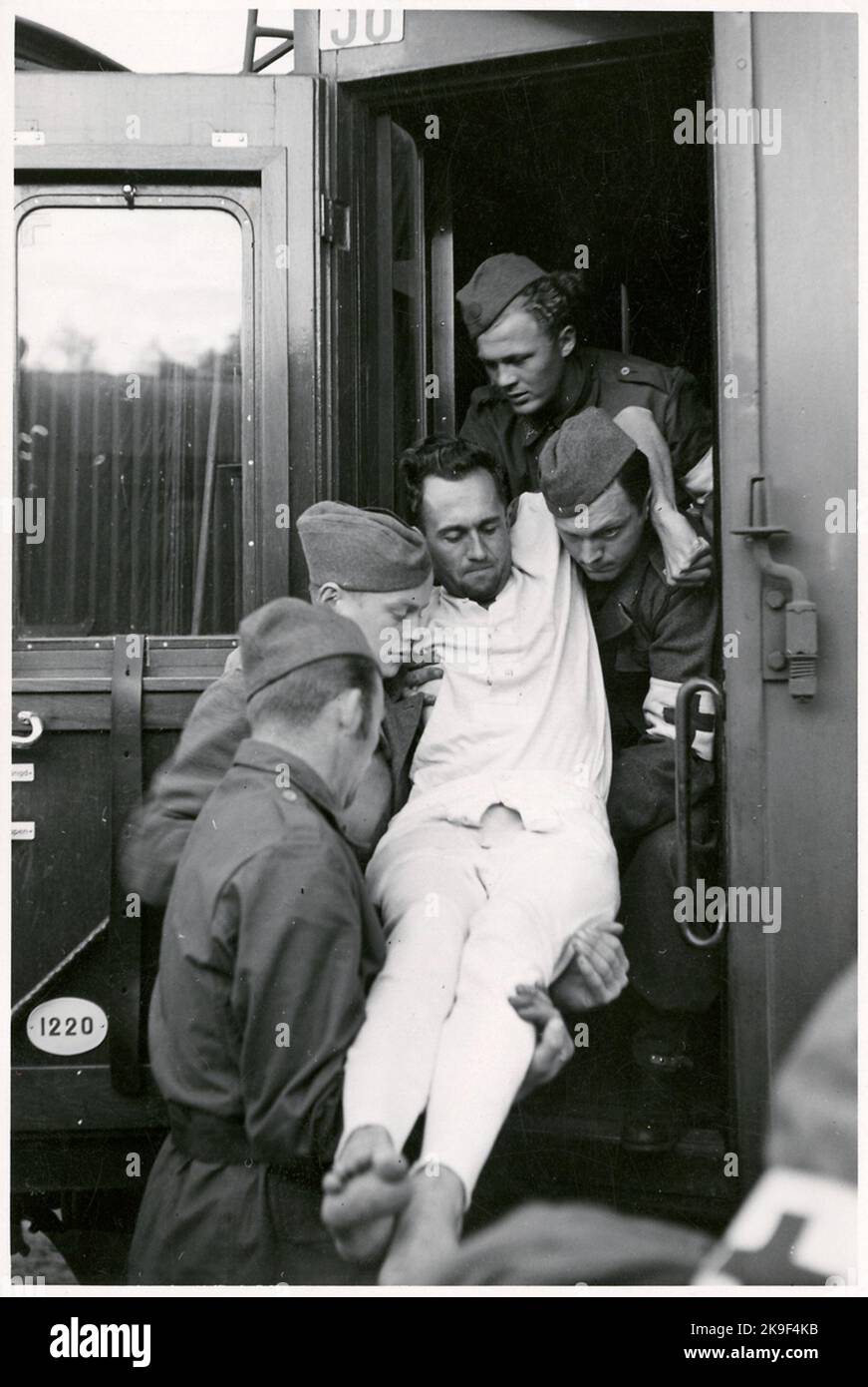 Wounded German soldiers aboard the Swedish hospital train Stock Photo ...