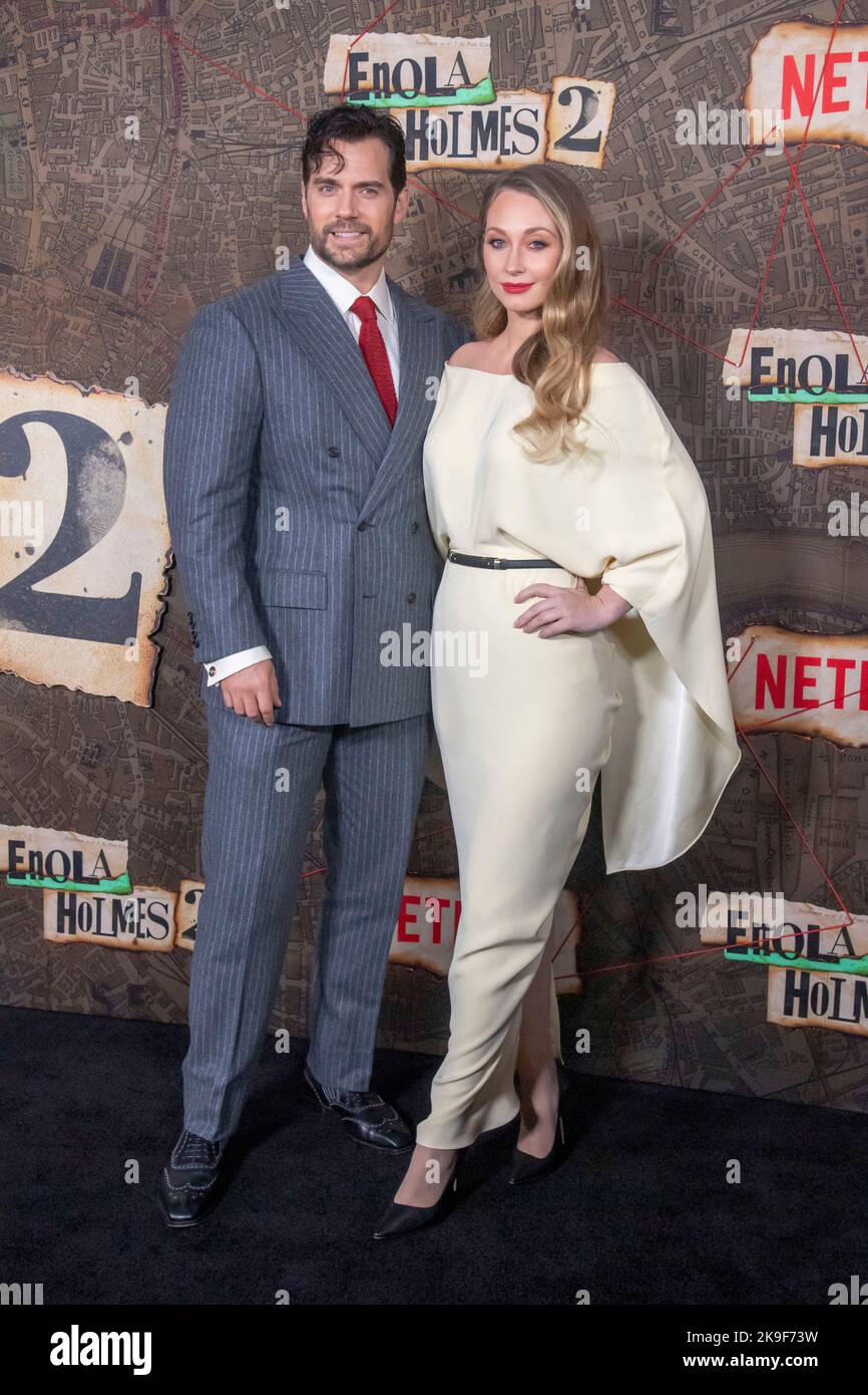 New York, USA. 27th Oct, 2022. Henry Cavill (L) and Natalie Viscuso (R ...
