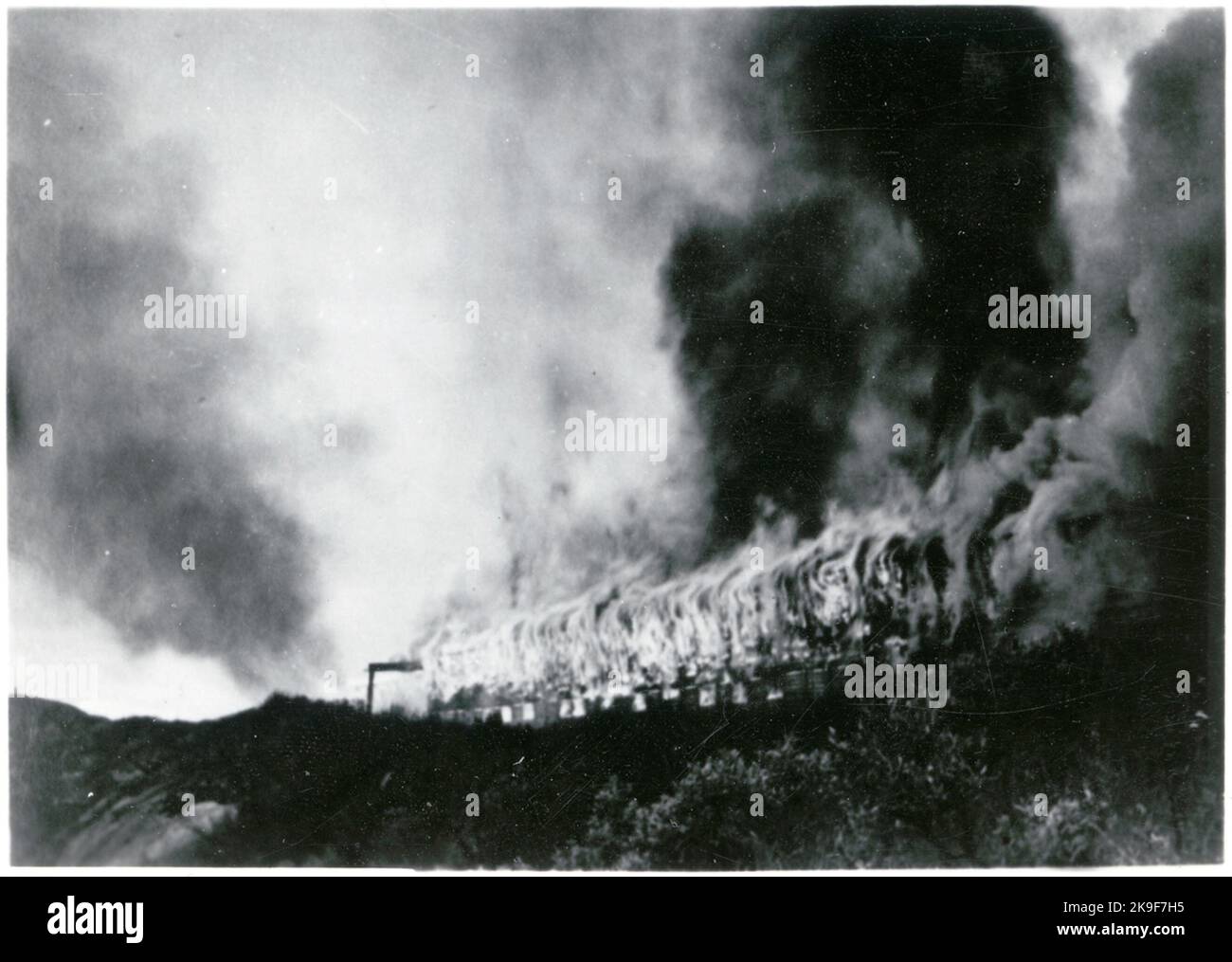 Fire border Cut Out Stock Images & Pictures - Alamy