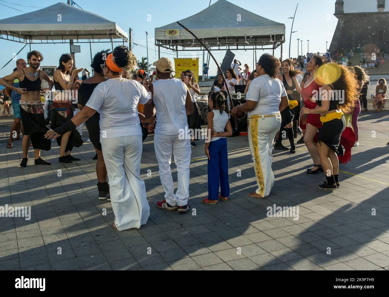 Salvador da bahía capoeira hi-res stock photography and images - Alamy