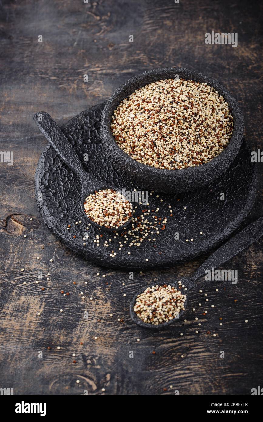 Chenopodium quinoa red seeds hi-res stock photography and images - Alamy