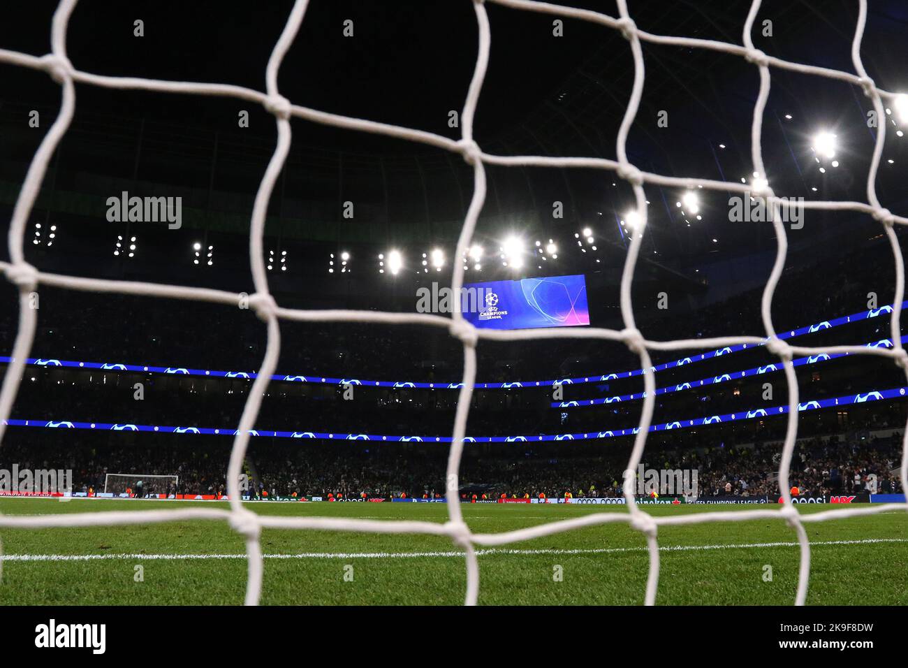 Led screen stadium hi-res stock photography and images - Alamy