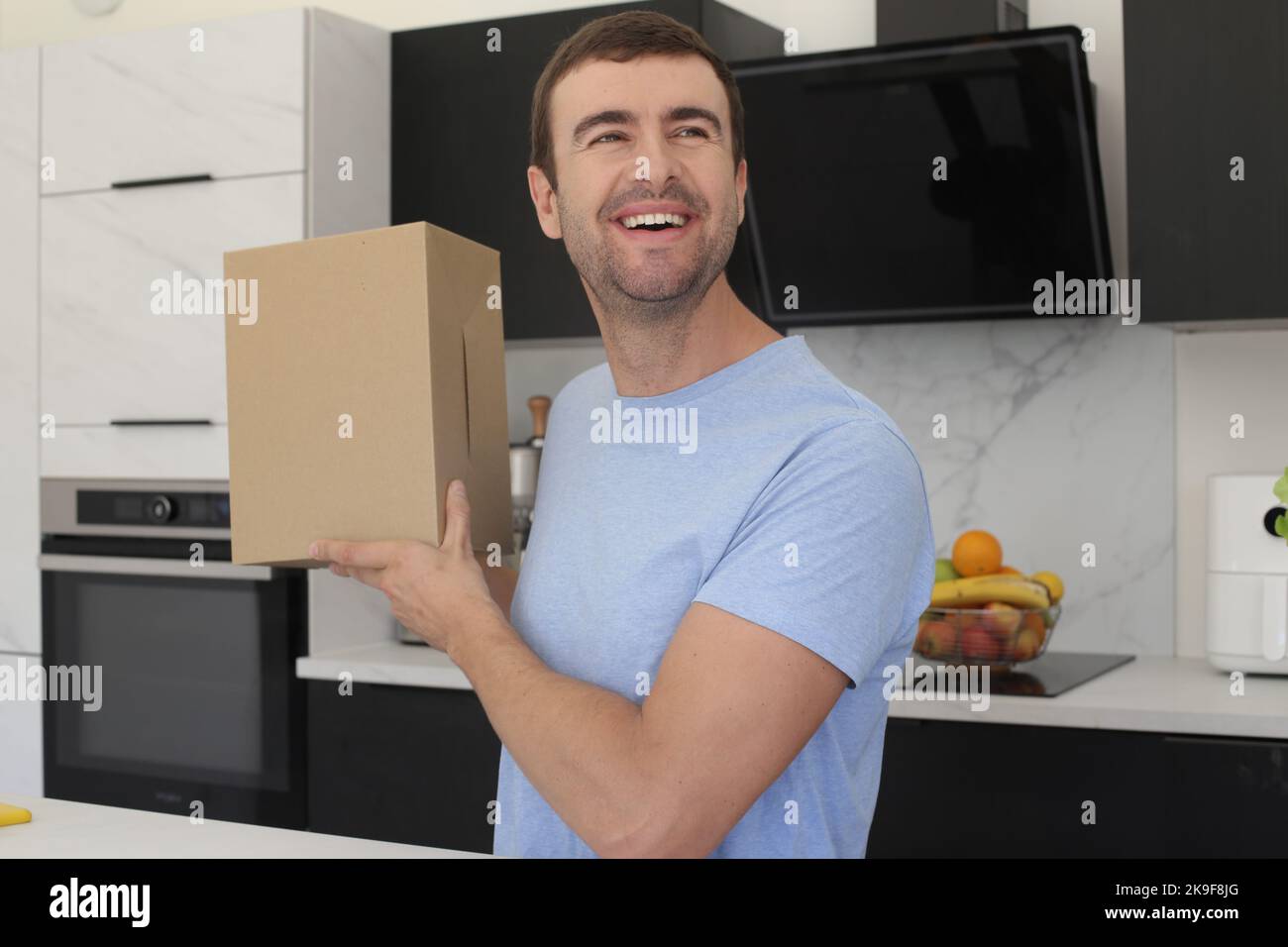 Shipping container home interior hi-res stock photography and images ...