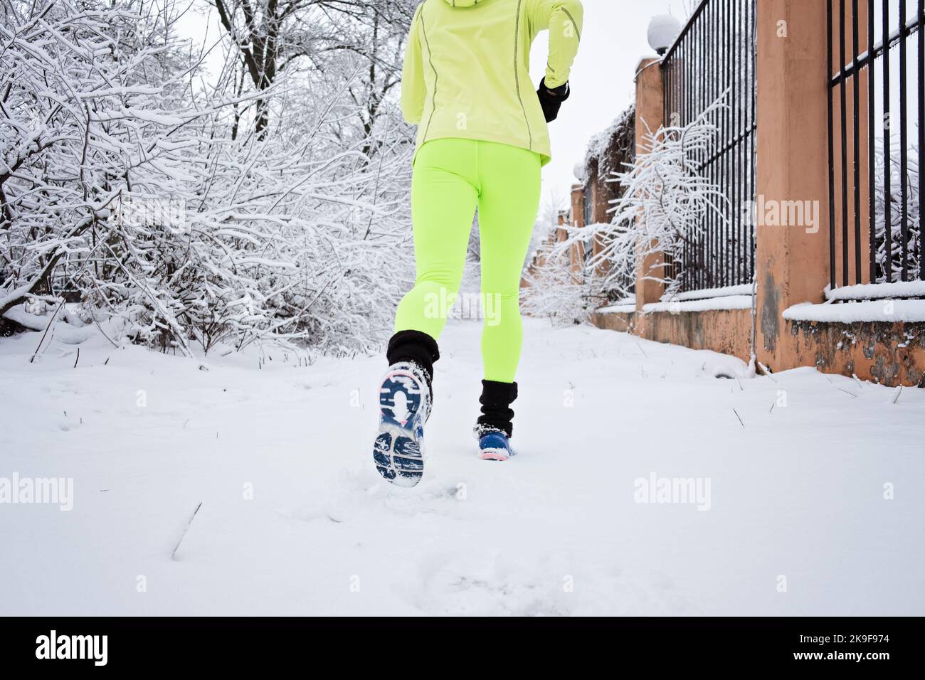 Gear Up for Cold Weather Running, How to Dress for Winter Running ...