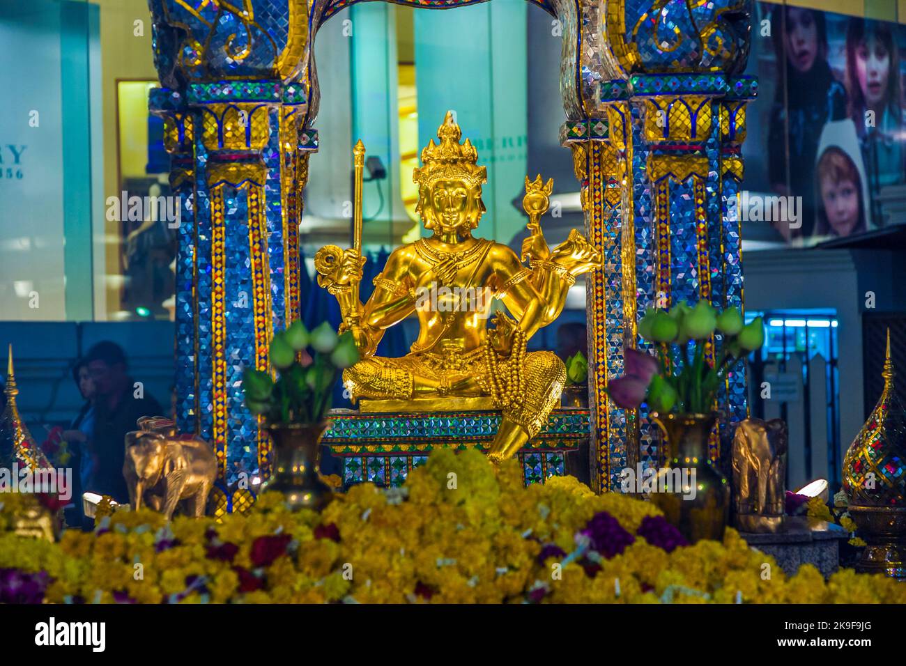 Bangkok, Thailand - December 22, 2009: people at famous Erawan shrine ...