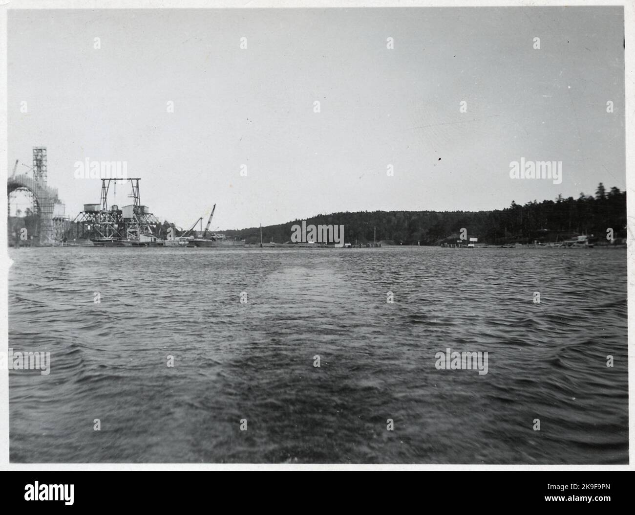 Bridge construction and the checkout position located for pillar 18 ...