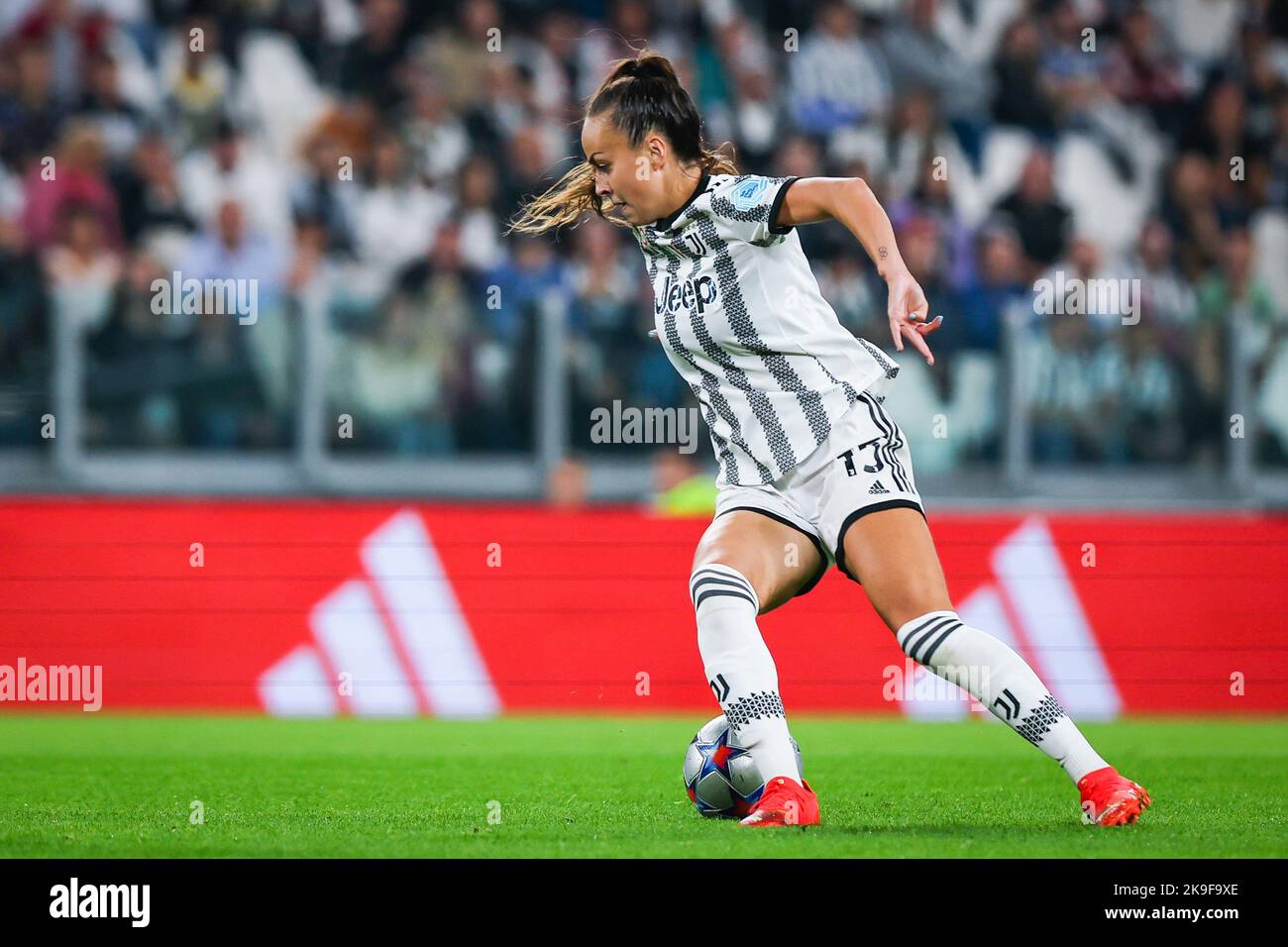 Lisa lyon hi-res stock photography and images - Alamy