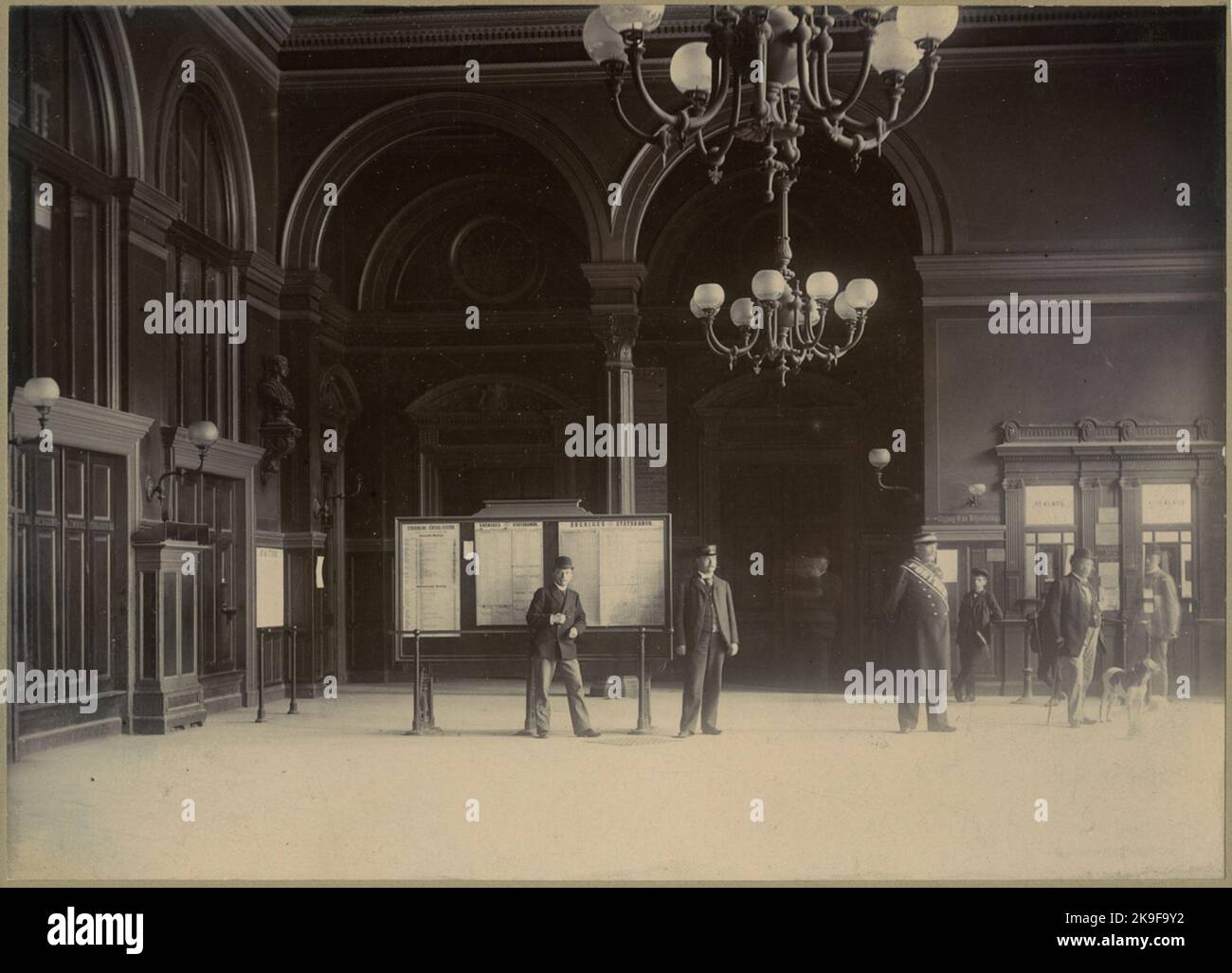 Departures stockholm sweden hi-res stock photography and images - Alamy