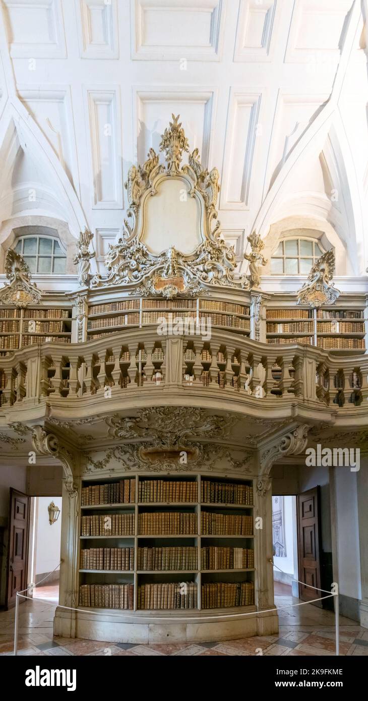 MAFRA, PORTUGAL - 29th JUNE 2022: Magnificent library architecture ...