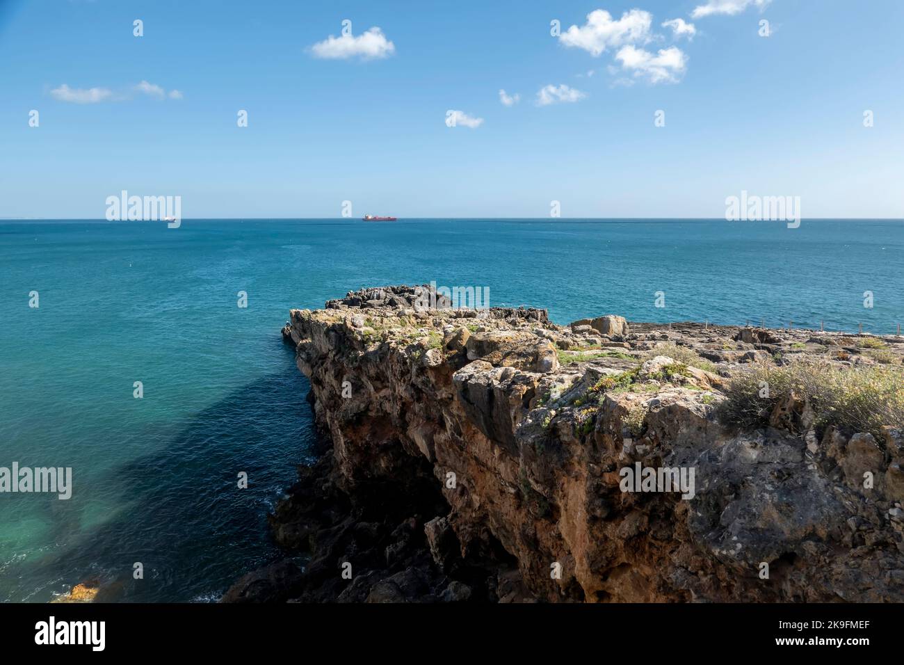 A place called Boca do Inferno (Hell's mouth) in Cascais region ...
