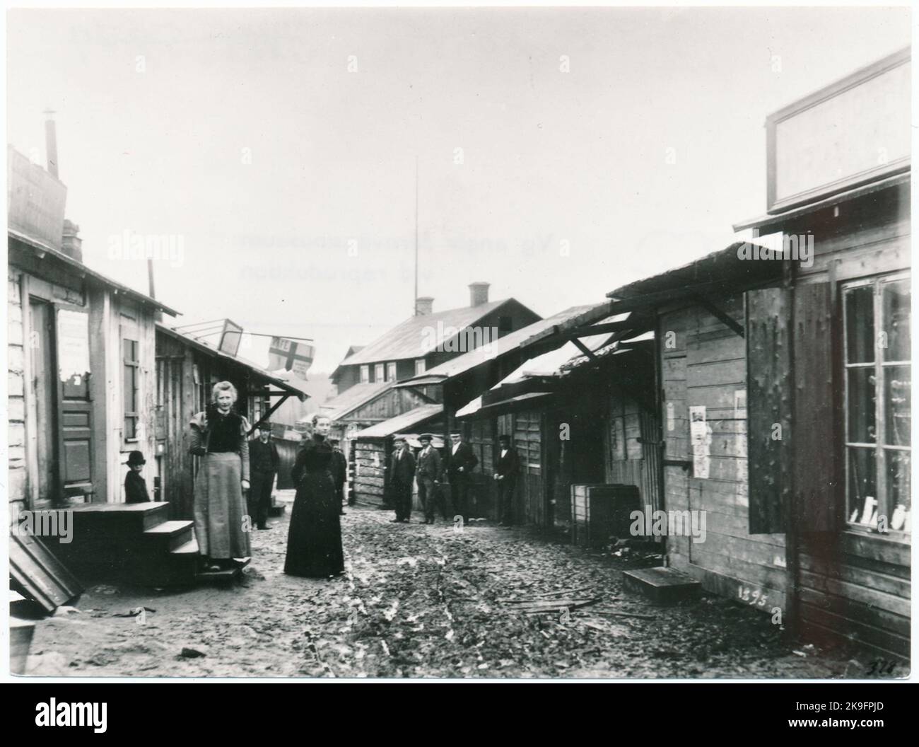 Railway station square Cut Out Stock Images & Pictures - Alamy