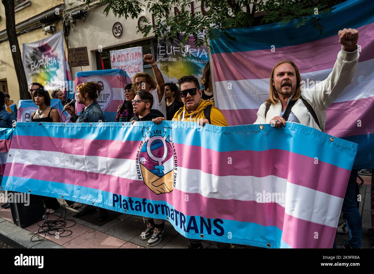 Trans flags hi-res stock photography and images - Alamy