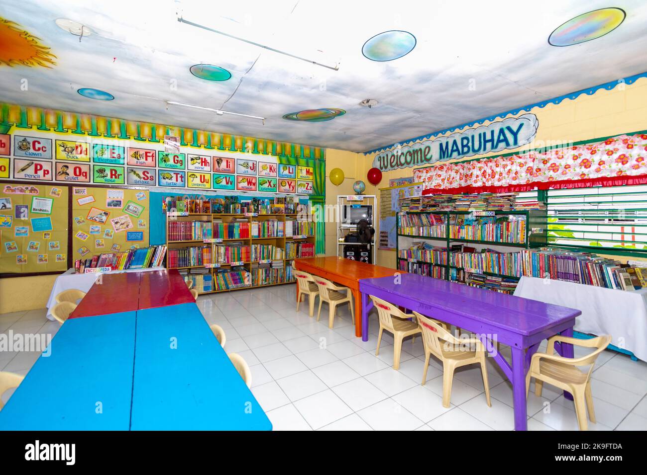 An elementary school library in Batangas, Philippines Stock Photo - Alamy