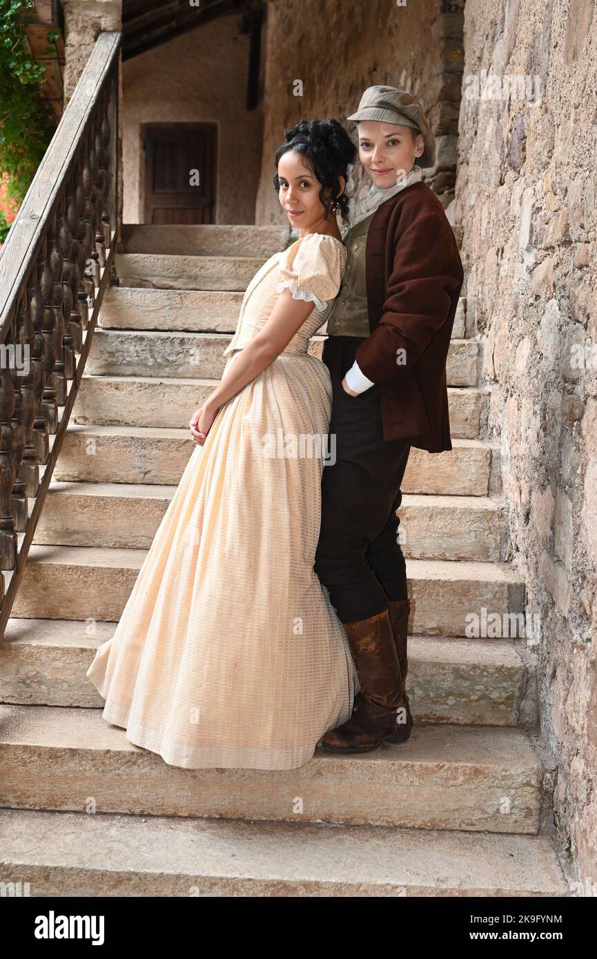 Montan, Italy. 24th Oct, 2022. Exclusive The actresses Kristin Alia ...
