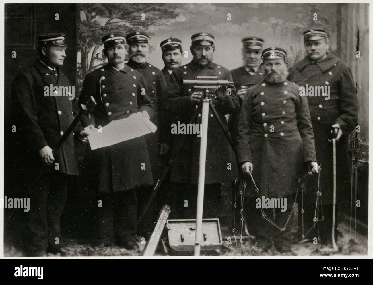 Group photo employees hi-res stock photography and images - Alamy