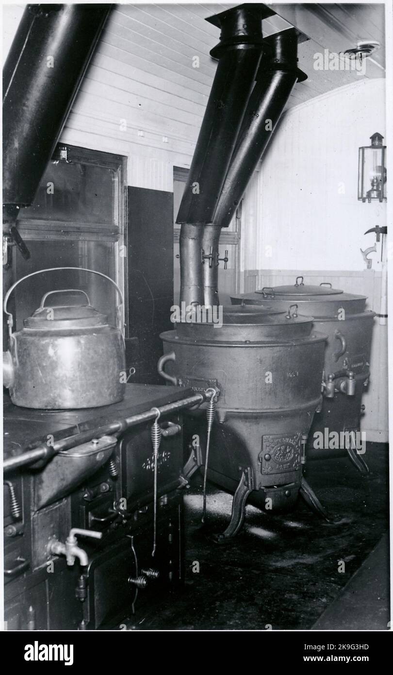 Interior from the exhibition train "SJ in the service of the defense ...