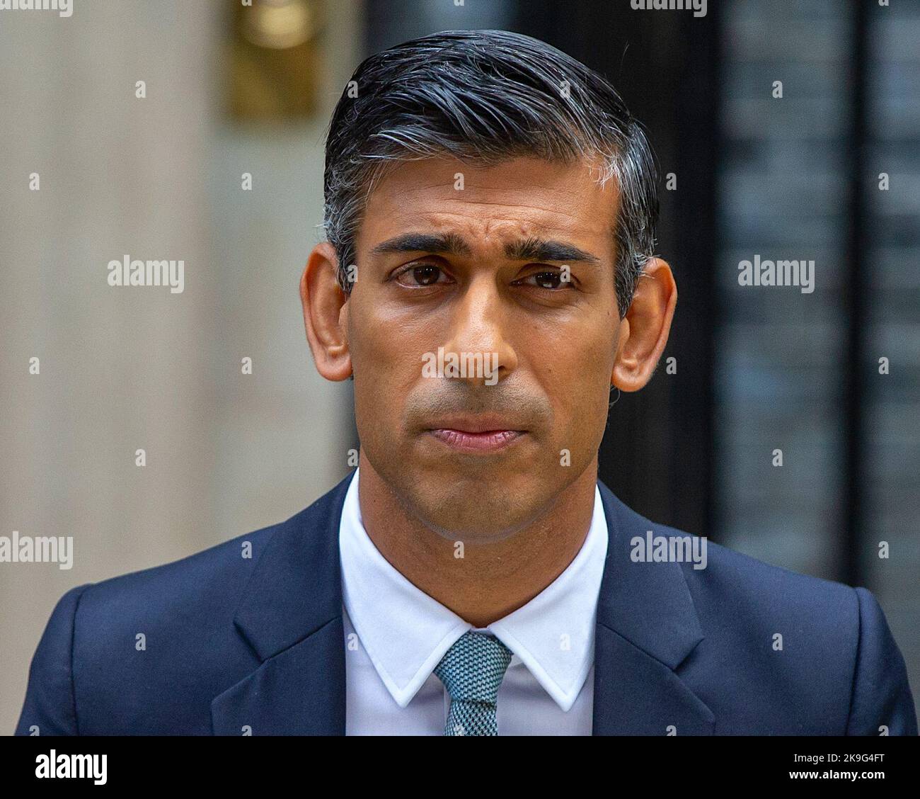 London, UK. 28th Oct, 2022. RISHI SUNAK is seen making a statement ...