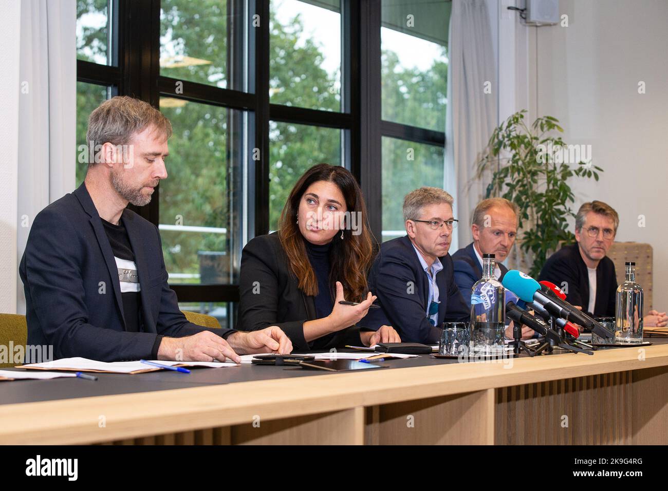 Alderman Zwijndrecht, Steven Vervaet, Flemish Minister of Environment ...