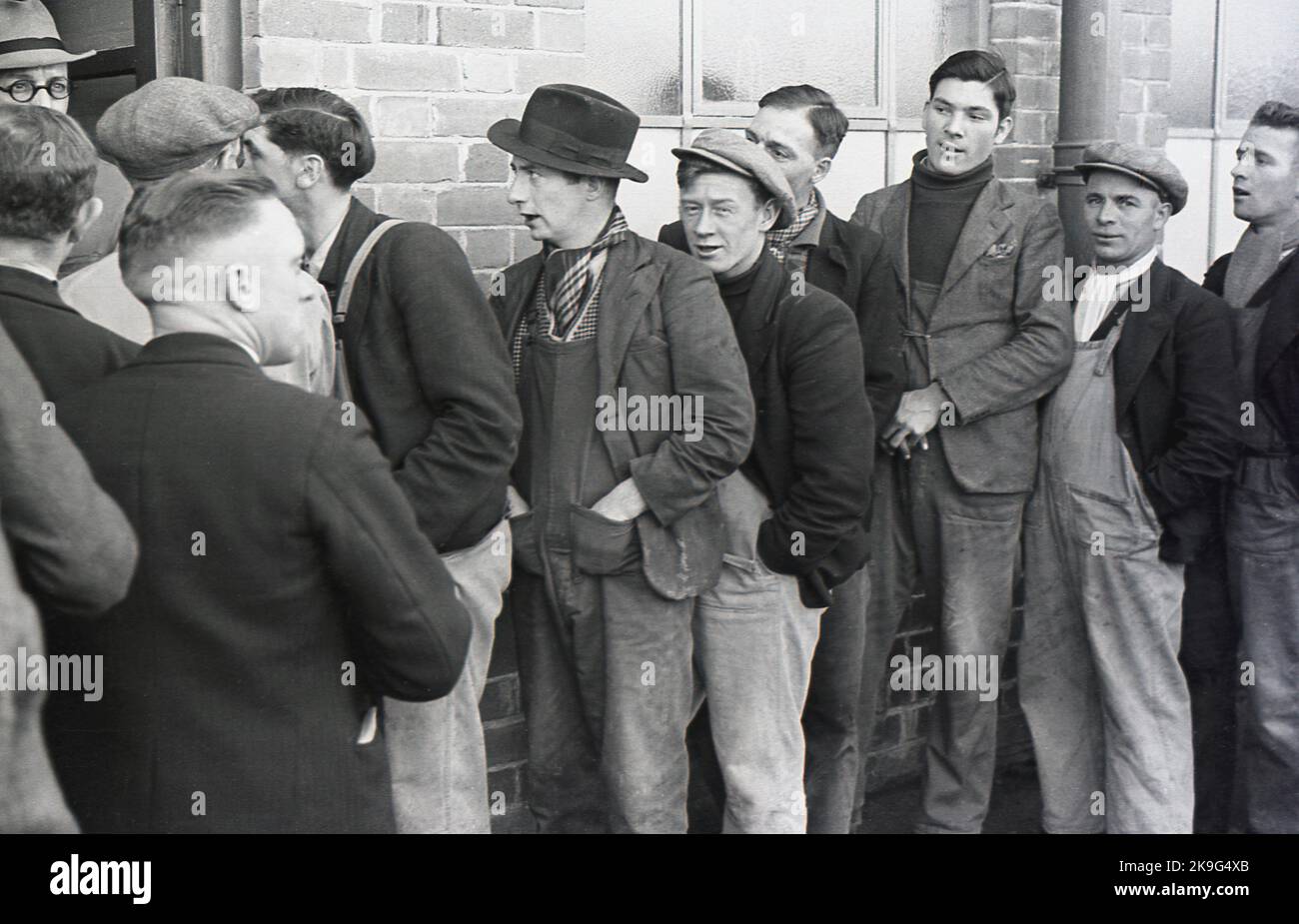 Wales steel 1940s hi-res stock photography and images - Alamy