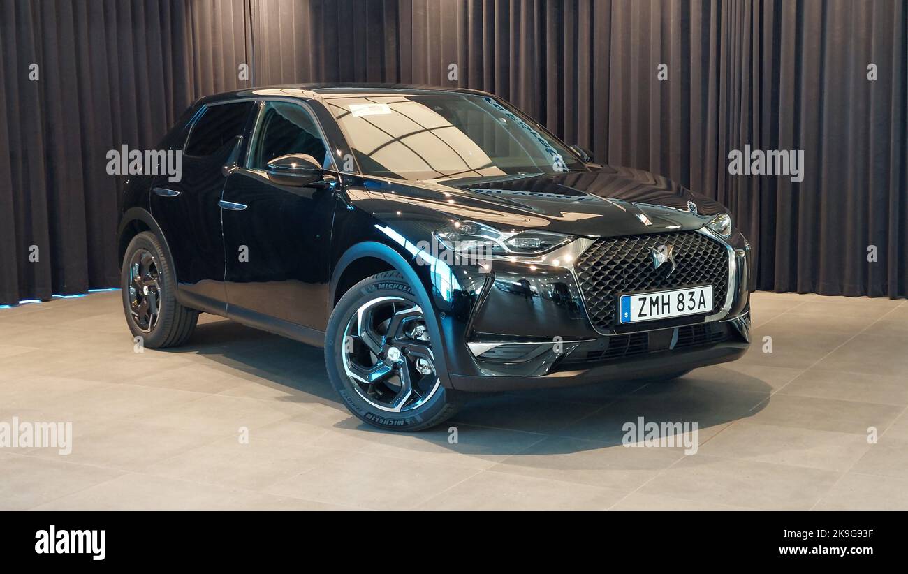 Ds DS3 Crossback 2022 2023 inside showroom car dealership Stock Photo ...