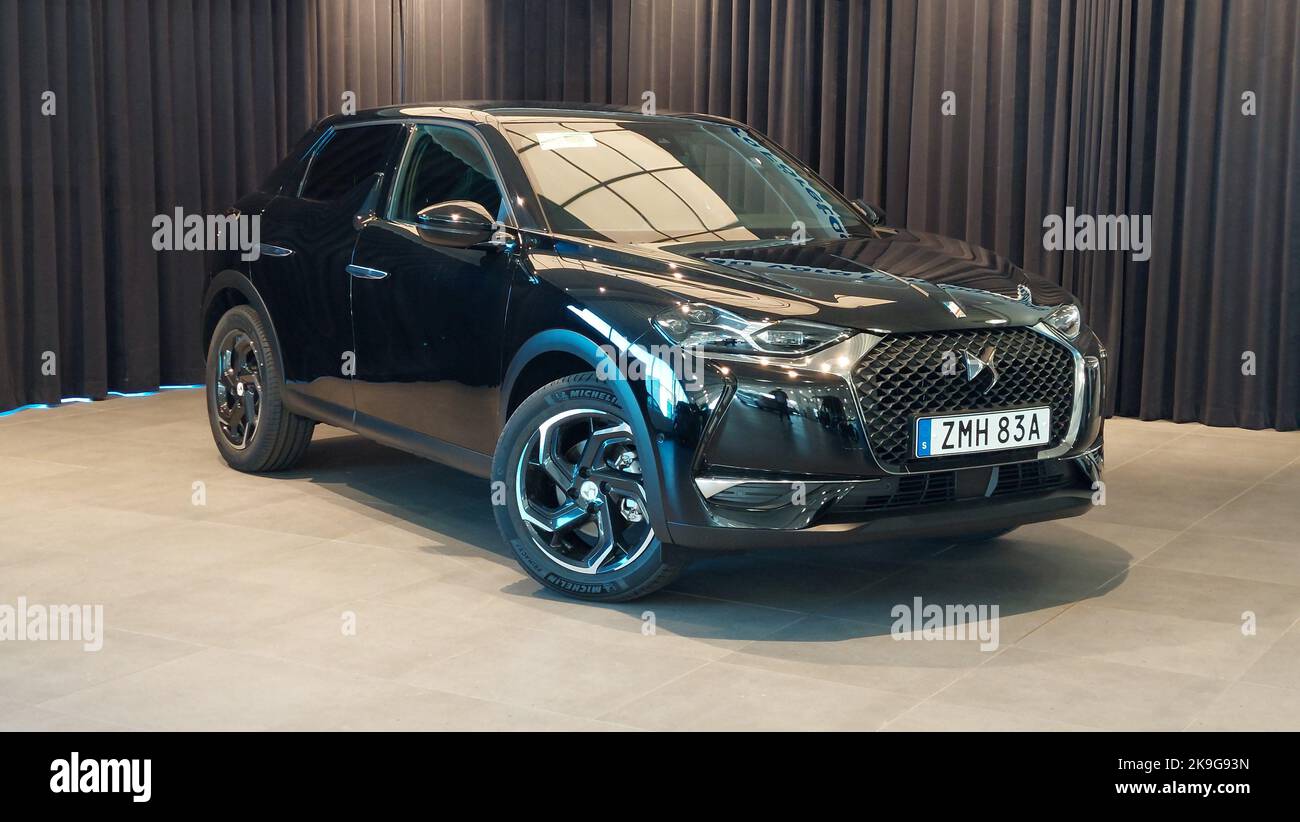 Ds DS3 Crossback 2022 2023 inside showroom car dealership Stock Photo ...