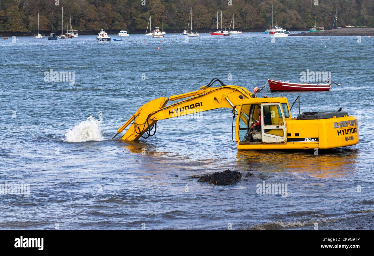Dredging machine hi-res stock photography and images - Alamy