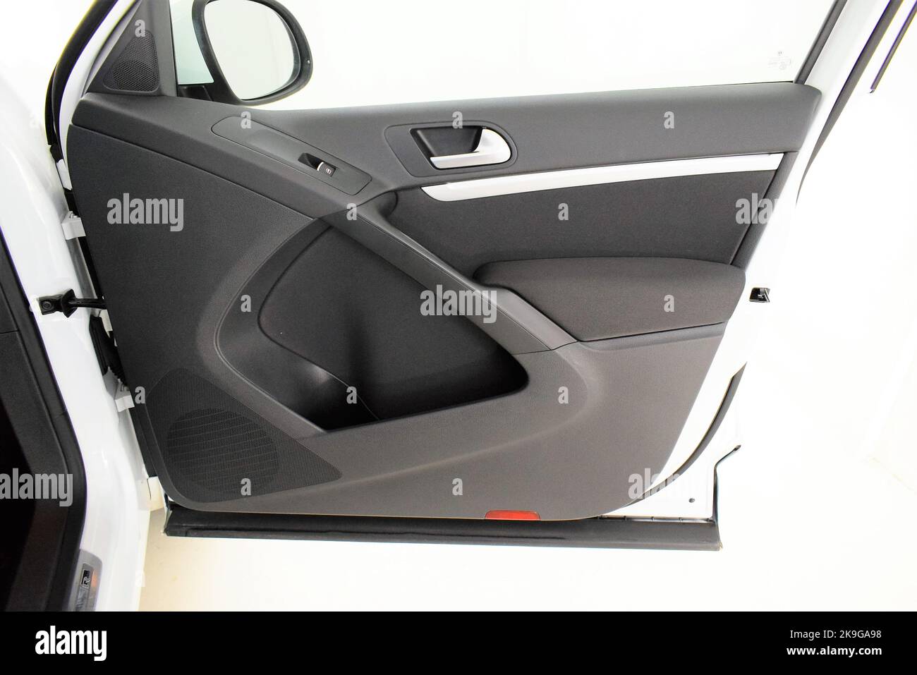 Volkswagen Tiguan 2015 1.4 TSI car exterior interior view front back ...