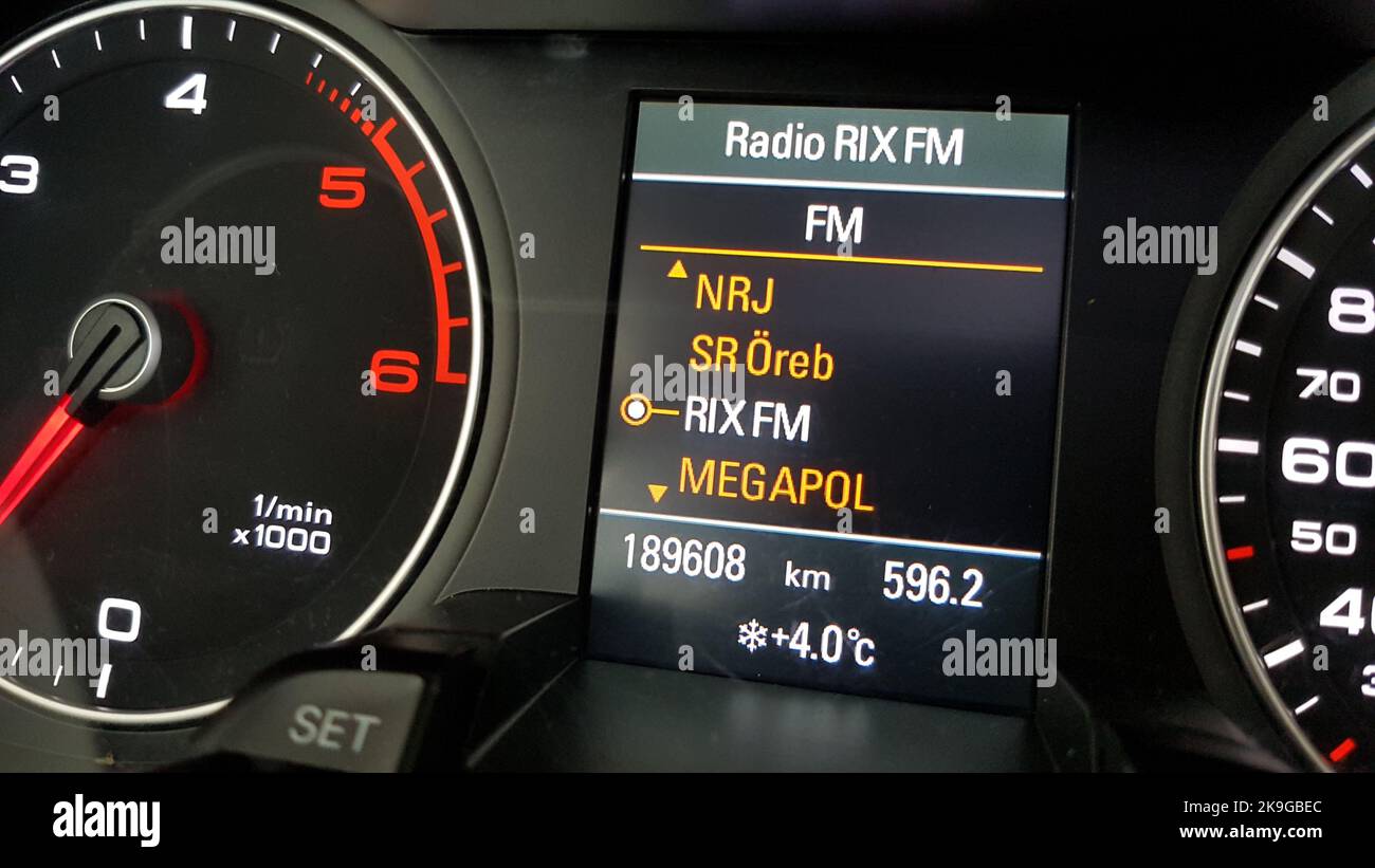 Audi A4 Avant 2013 car exterior interior view front back side view ...