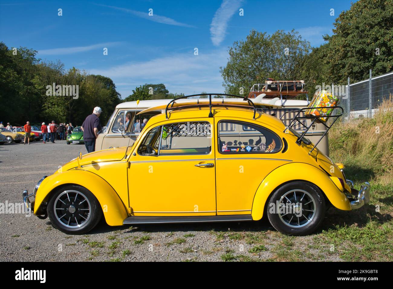Yellow VW Beetle 1500 , produced from 1966 - 1970, side view Stock ...