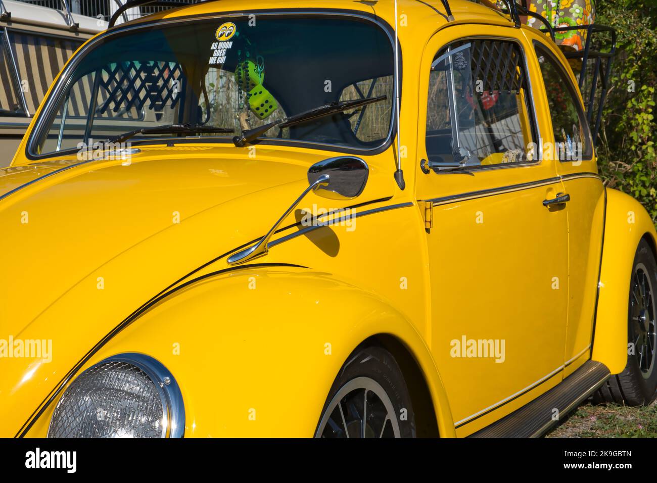 Yellow VW Beetle 1500 , produced from 1966 - 1970, detail view fender ...