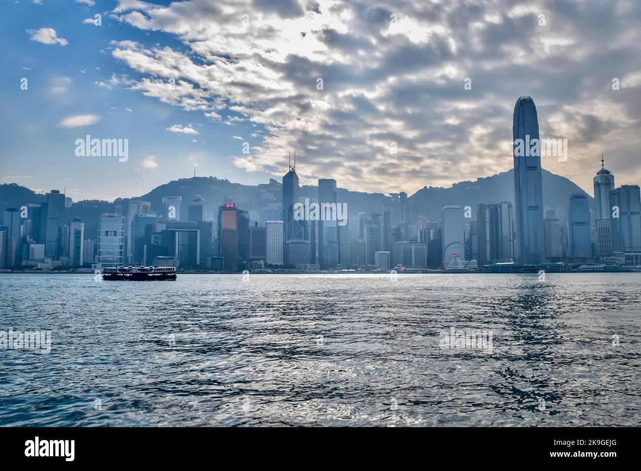 Hong Kong harbour Stock Photo - Alamy
